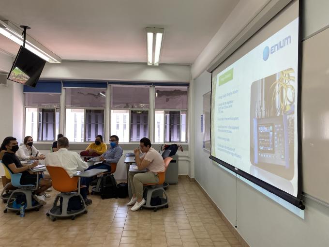 Virtual business class project goes international | inside.heidelberg.edu